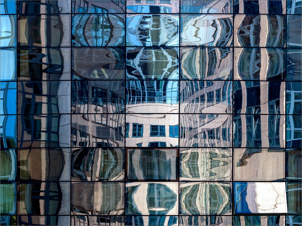 Fassadenspiegelungspuzzle Foto & Bild | spezial, abstrakt, formen ...