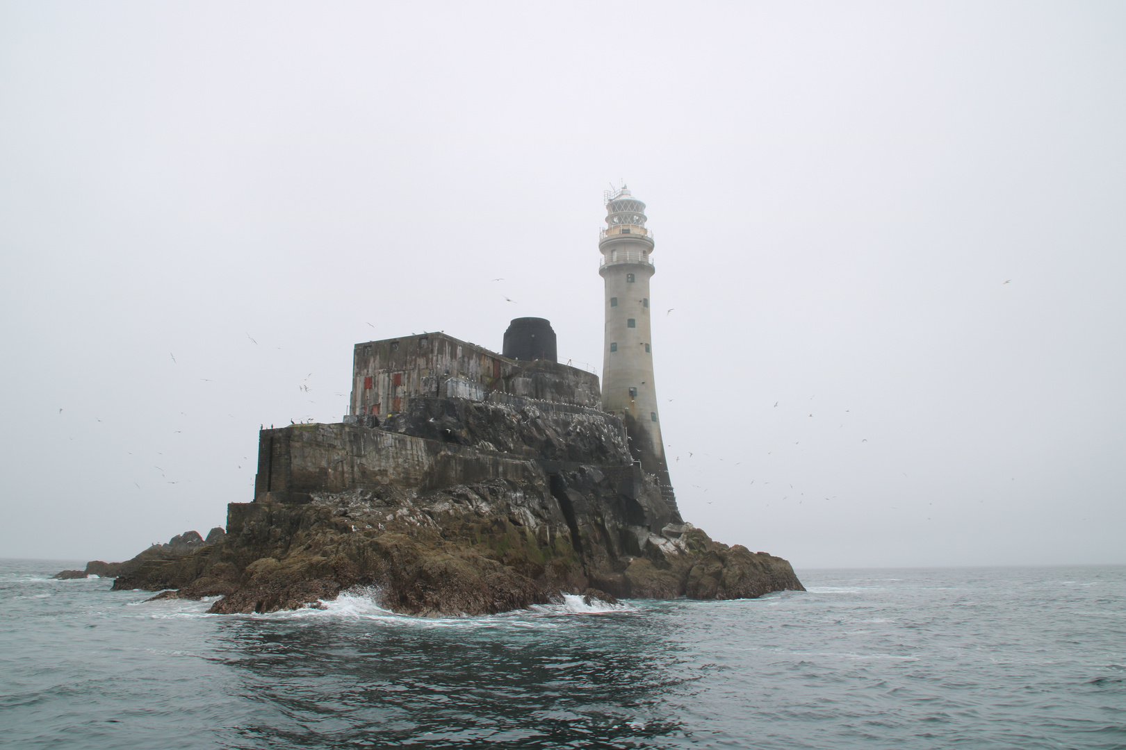 Fastnet Rock in Nebel Foto & Bild | europe, united kingdom & ireland ...