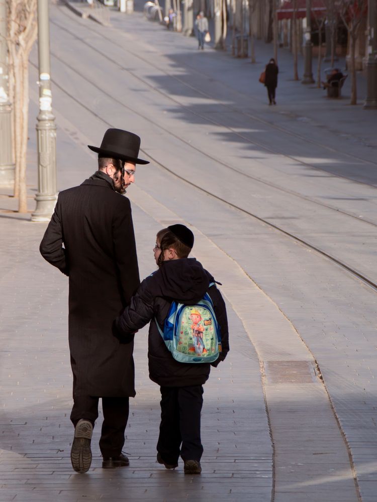 Father and son Foto & Bild | asia, middle east, streetfotografie mit menschen Bilder auf ...