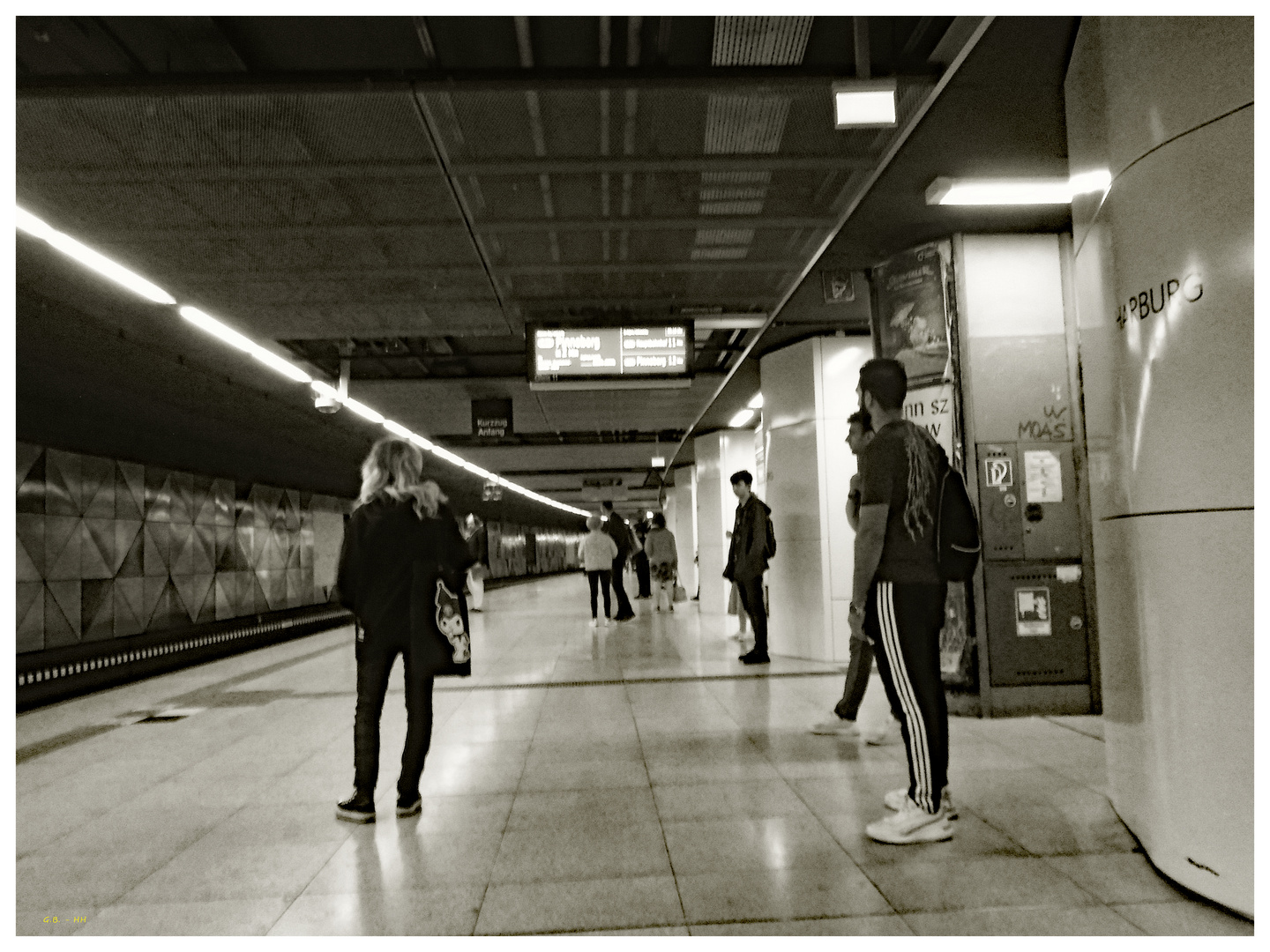 Feierabend..... Foto & Bild | streetfotografie mit menschen, projekte, eisenbahn Bilder auf ...