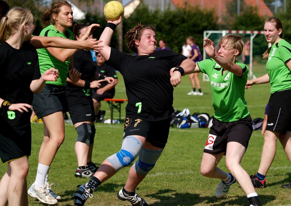 Feld - Handball 2 Foto & Bild | sport, ballsport, handball Bilder auf ...