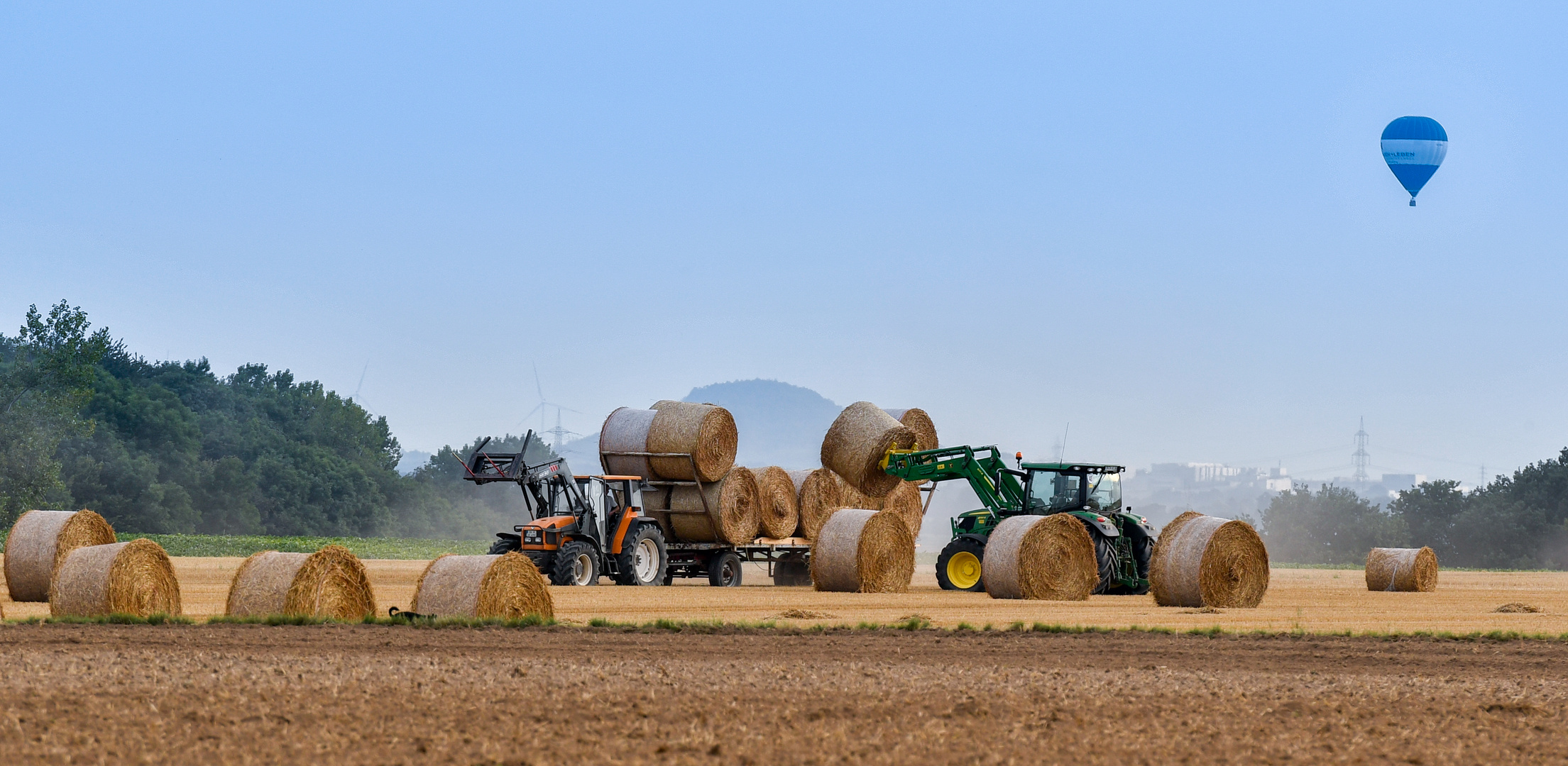 Feldarbeit Foto & Bild | industrie und technik, landschaft, Äcker ...