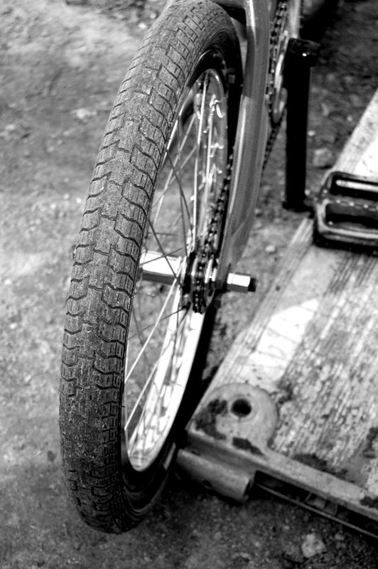 felix' bmx Foto & Bild | stillleben, zufällige arrangements, motive ...