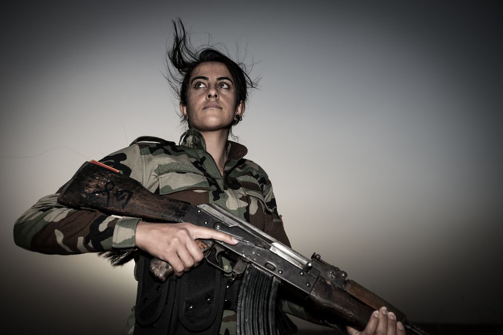 Female Peshmerga Foto & Bild | spezial, kampf, krieg Bilder auf ...