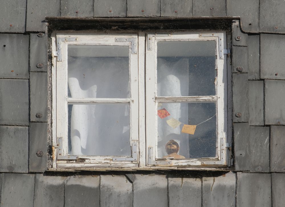 Fensterdurchblick Foto & Bild | stillleben, kunstfotografie & kultur, projekte Bilder auf ...