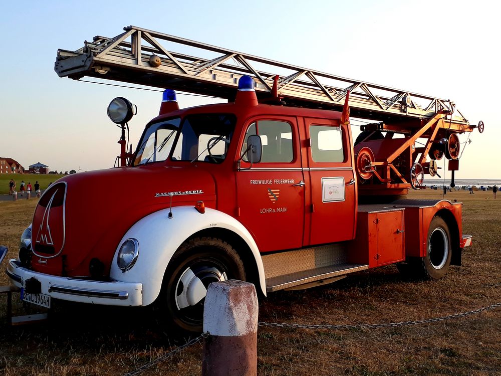 Feuerwehr Oldtimer Foto & Bild | autos & zweiräder, oldtimer, oldtimer ...