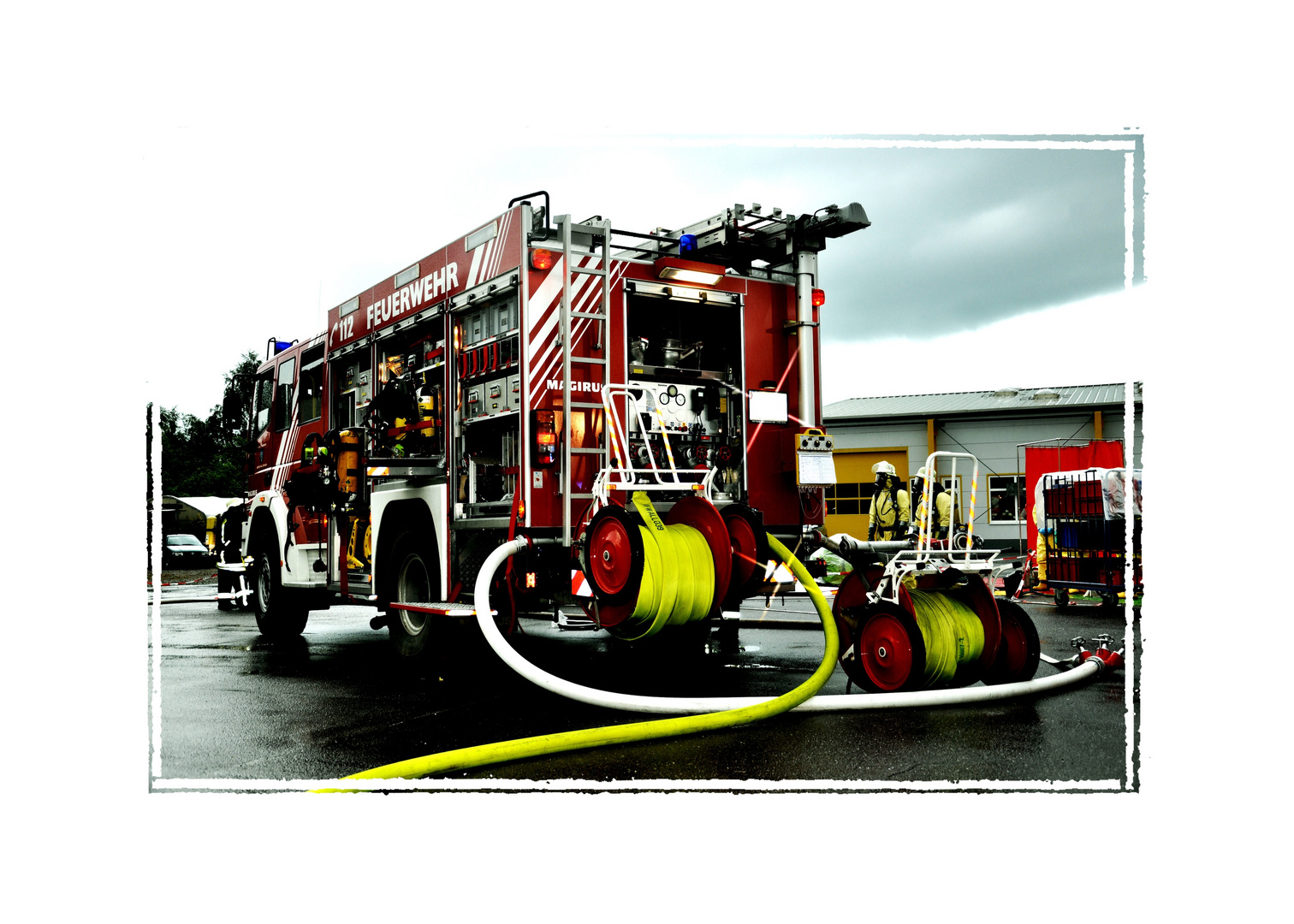 Feuerwehreinsatz Foto & Bild | autos & zweiräder, feuerwehr ...