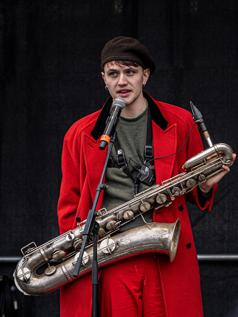 FFF, Bühnenprogramm (BRASS RIOT) Foto & Bild | erwachsene menschen, reportage dokumentation ...