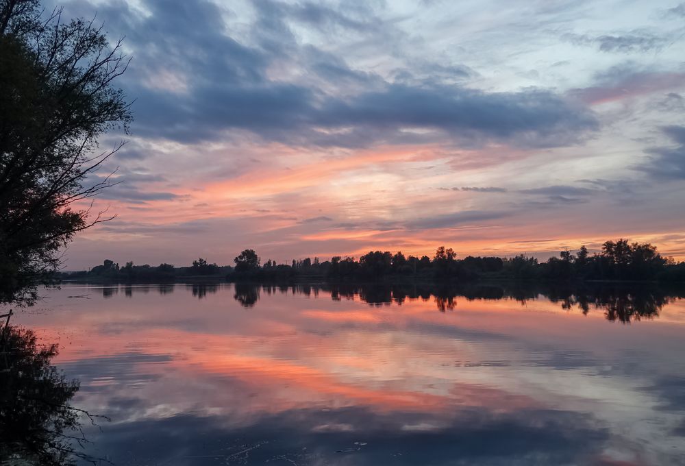 Finales Ende eines Tages Foto & Bild | landschaft, bach, fluss & see, see, teich & tümpel Bilder ...
