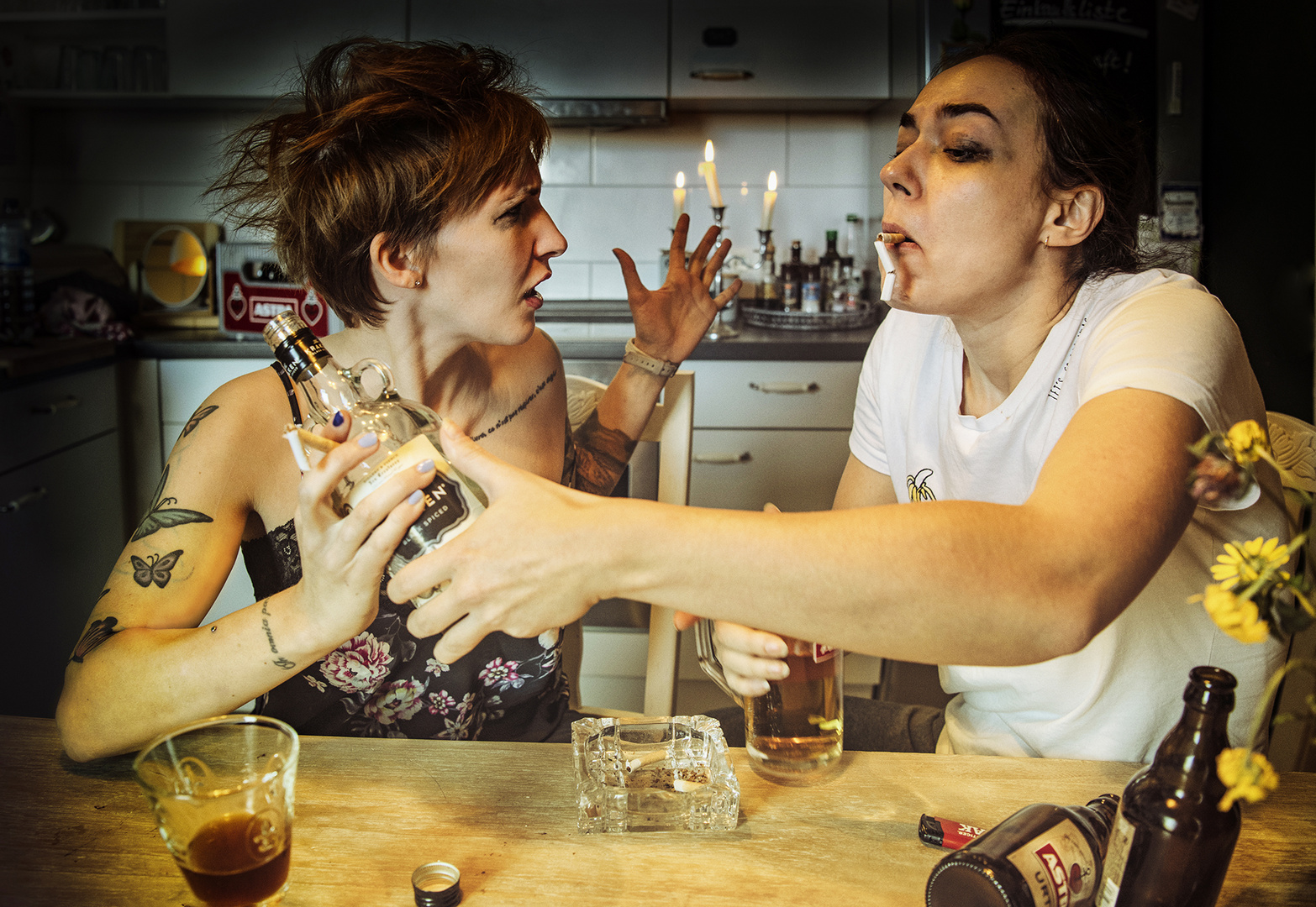 Finger weg von Foto & Bild | betrunken, menschen, frauen Bilder auf ...