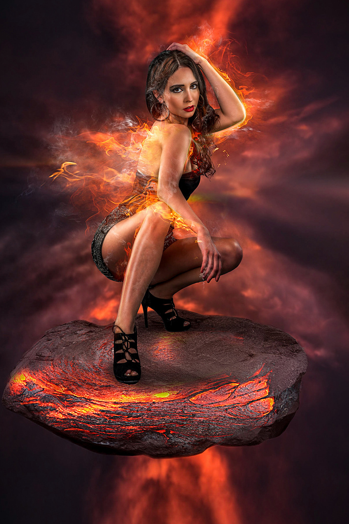 FireGirl Foto & Bild | fotomontage, composing , composing fa Bilder auf fotocommunity