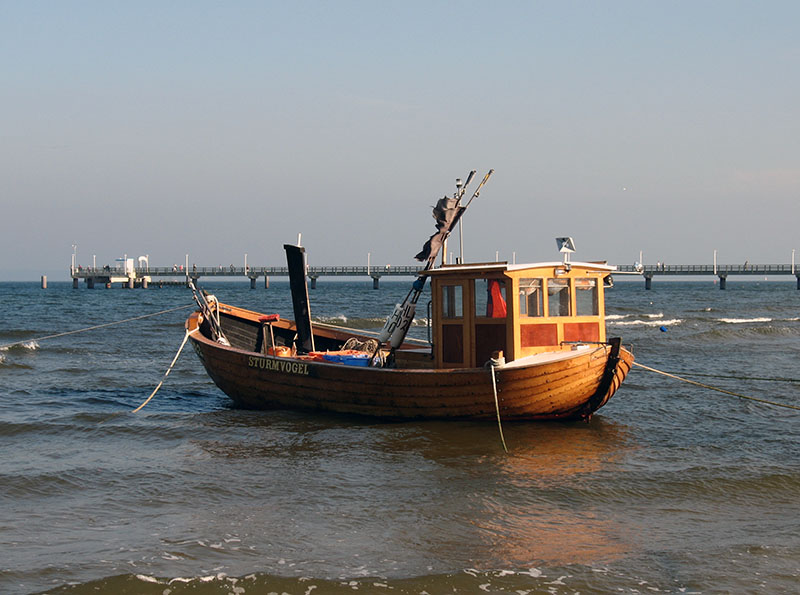 Fischerboot Foto & Bild | deutschland, europe, mecklenburg- vorpommern ...