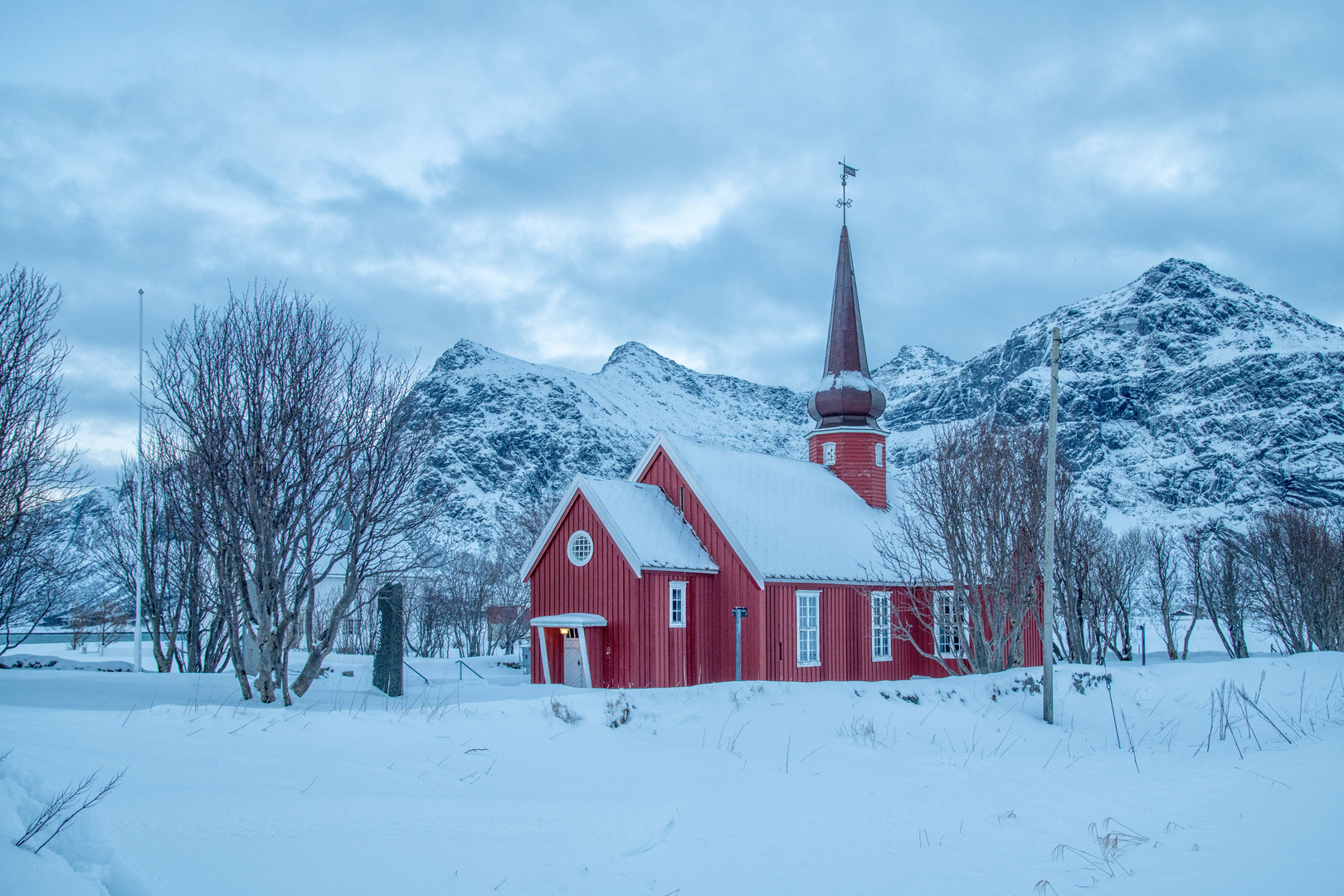 flakstad kirken Foto & Bild | europe, scandinavia, norway Bilder auf ...