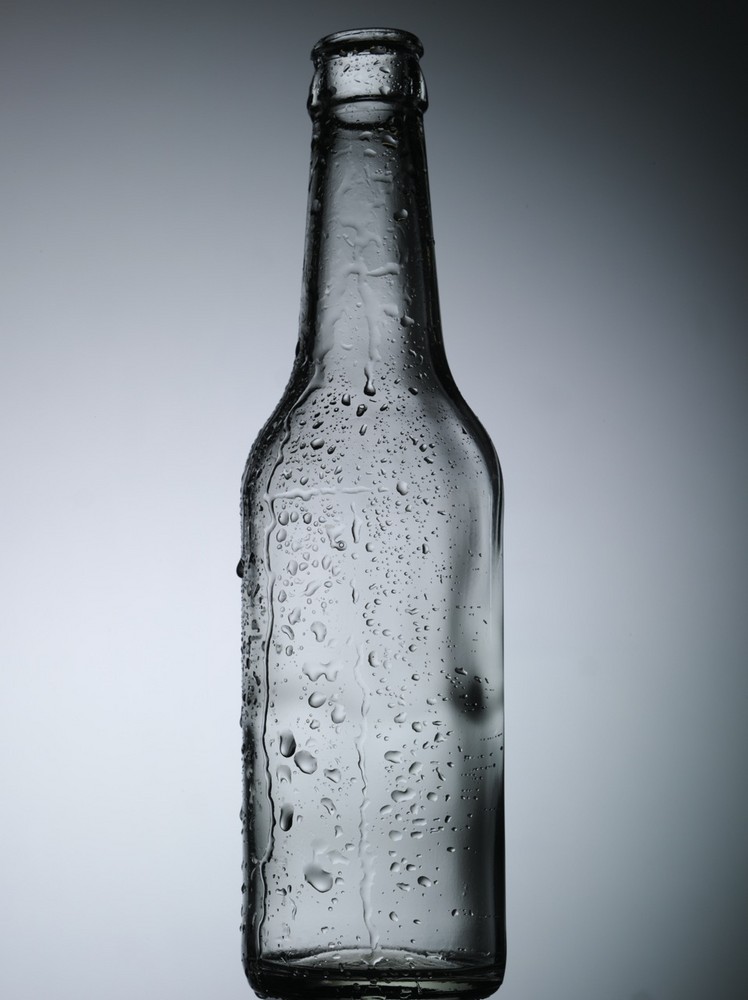 flaschen tropfen... Foto & Bild | stillleben, sachaufnahmen, motive ...