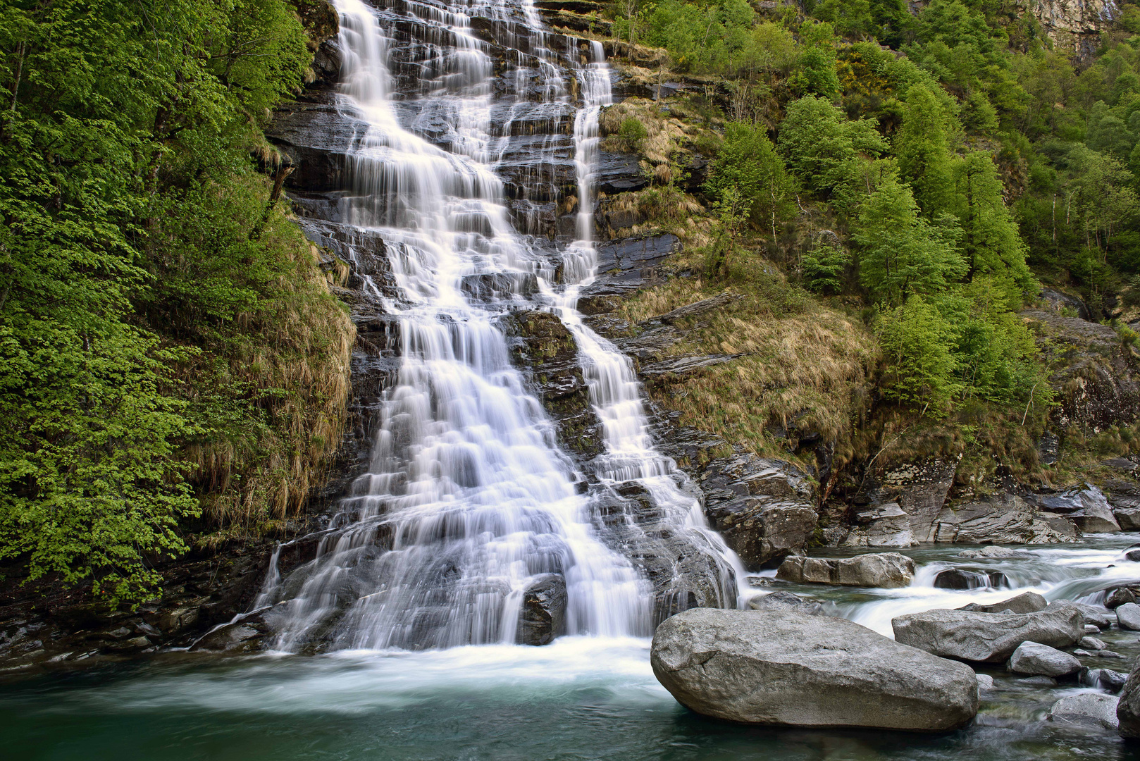 Fliessend Foto & Bild | die elemente, wald, landschaften Bilder auf ...