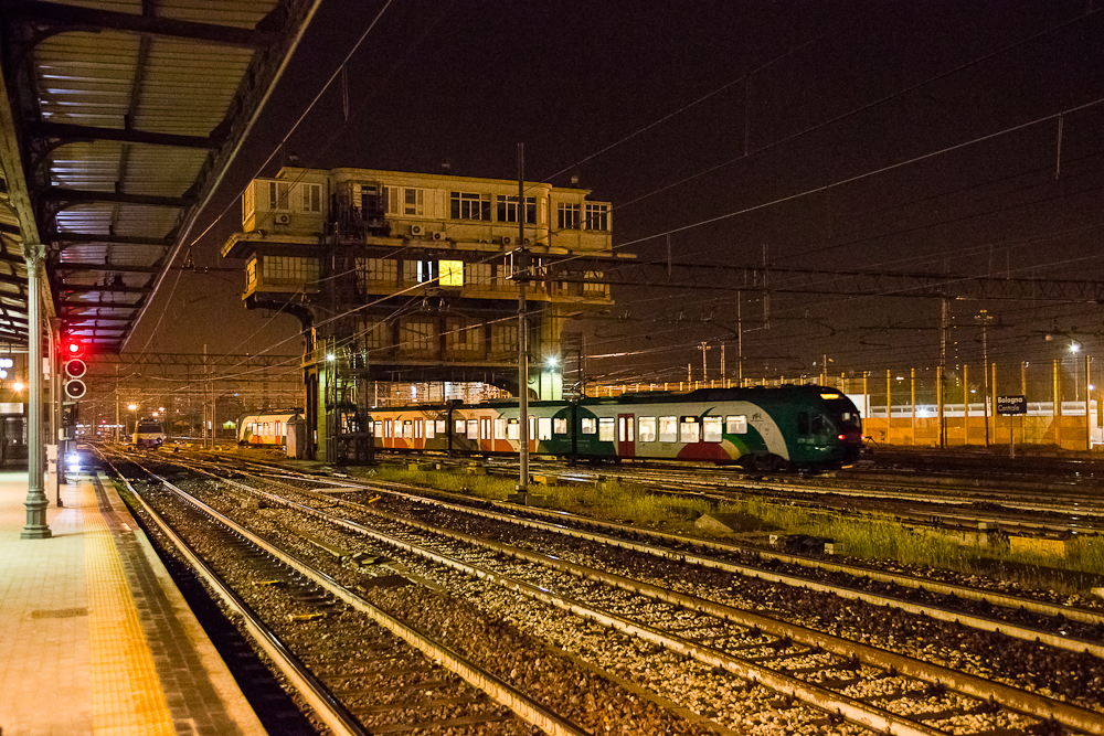 Flirt der FER Foto & Bild | regionalbahnen, bologna, flirt Bilder auf ...