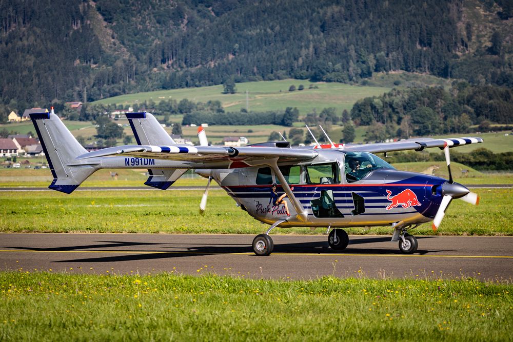 Flying Bulls #2.0 Foto & Bild | luftfahrt, militärfliegerei, air shows ...