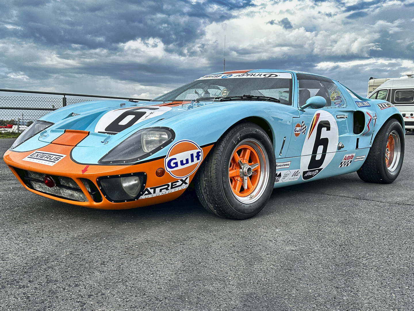 Ford GT40 Gulf #1 Foto & Bild | sport, sportwagen, autos Bilder auf ...