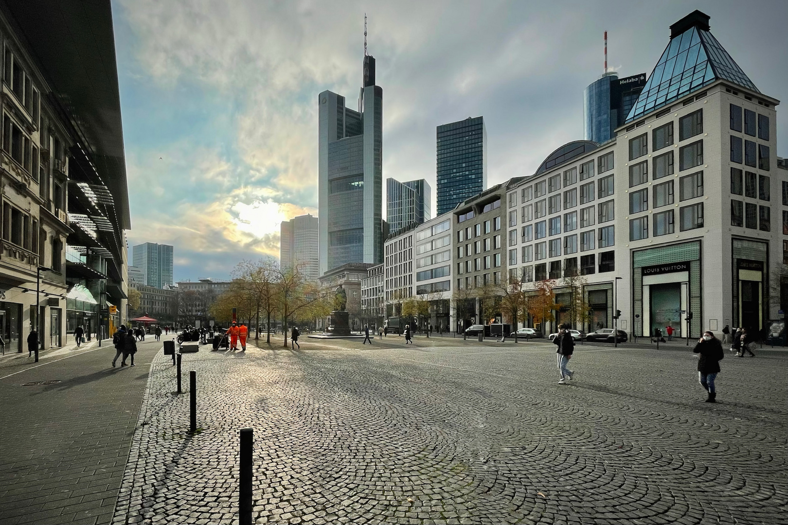Frankfurt Goetheplatz Foto & Bild | architektur, deutschland, europe ...