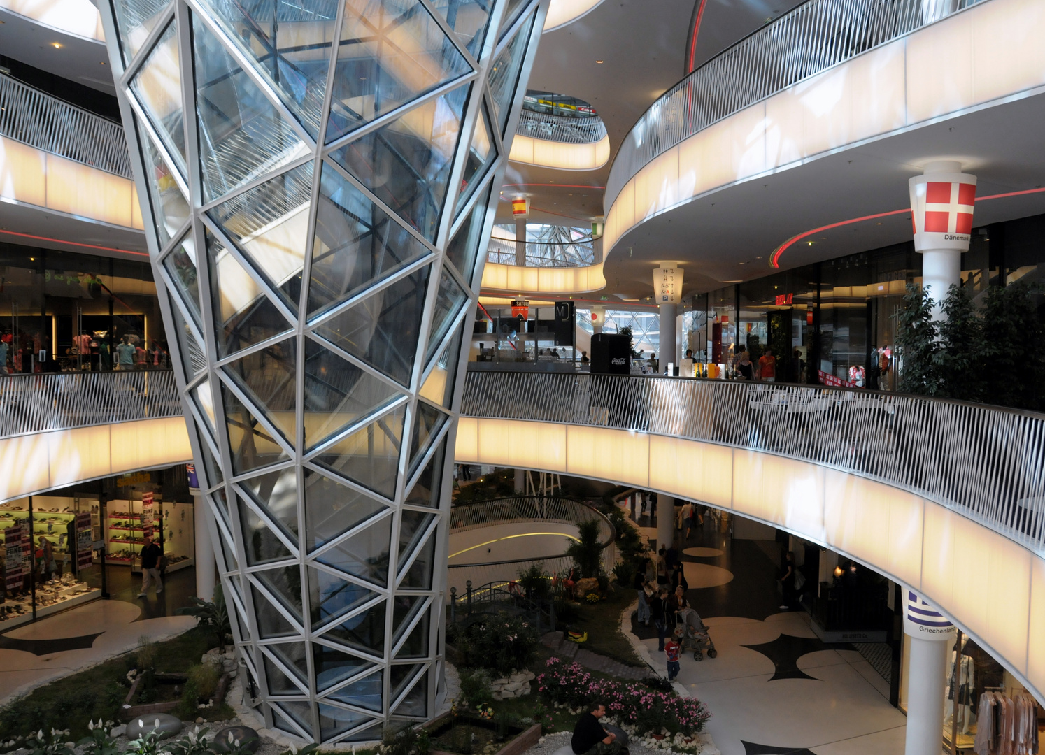 Frankfurt *My Zeil*5 Foto & Bild | architektur, stadtlandschaft, motive ...