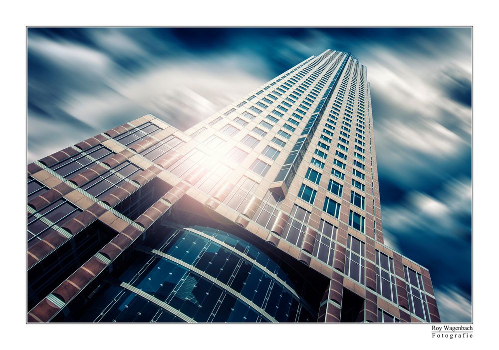 Frankfurter Messeturm Foto & Bild | deutschland, europe, hessen Bilder ...