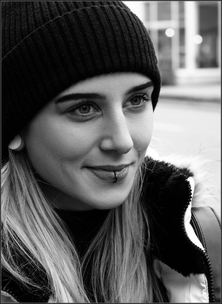 Franziska IIa Foto & Bild | portrait, streetfotografie mit menschen, portrait frauen Bilder auf ...