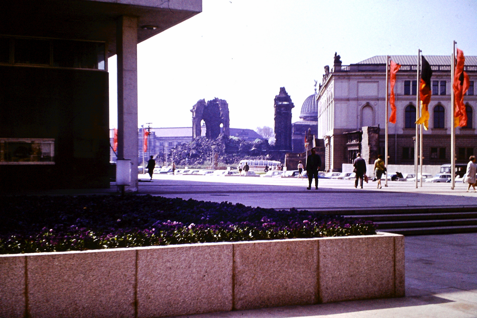 Frauenkirche Dresden DDR Zeit Foto & Bild | architektur, sakralbauten ...