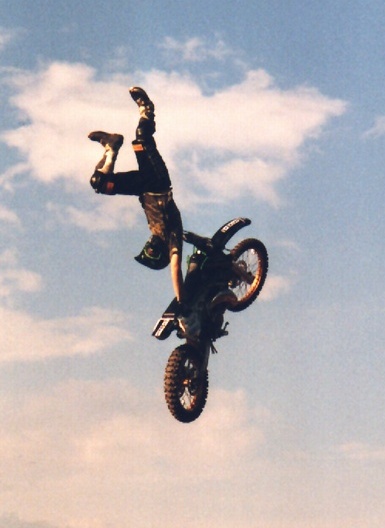 freestyle (riding in the sky) Foto & Bild | sport, motive Bilder auf ...