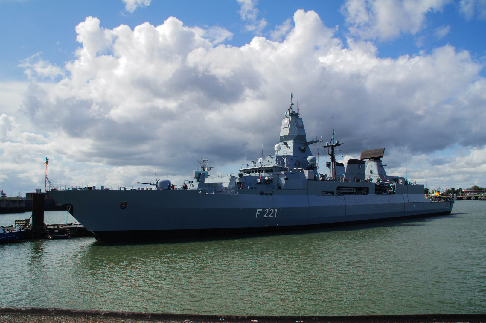 Fregatte Hessen (F 221) Foto & Bild | schiffe und seewege ...