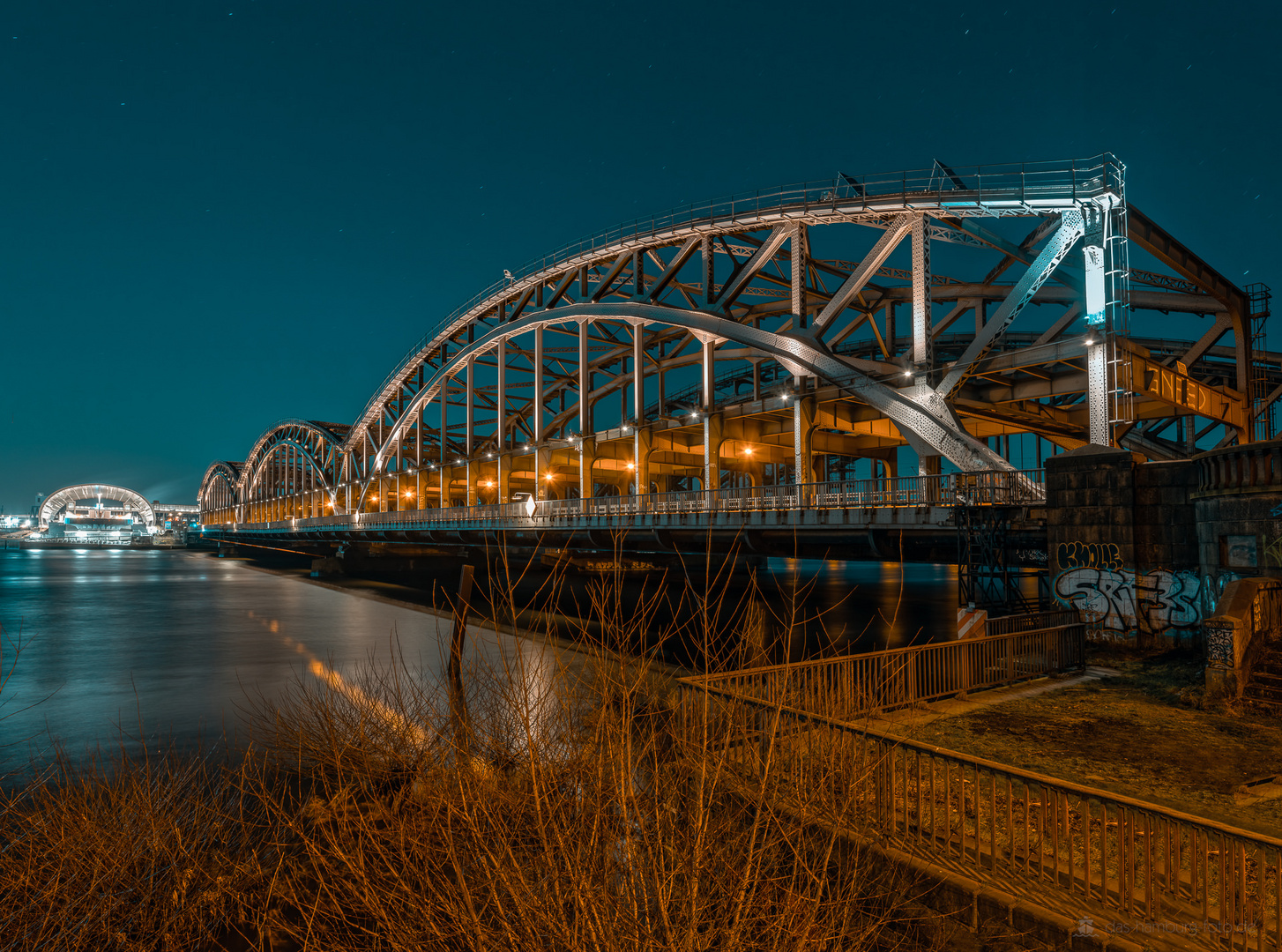 Freihafen Elbbrücke Hamburg Foto & Bild | architektur, deutschland ...