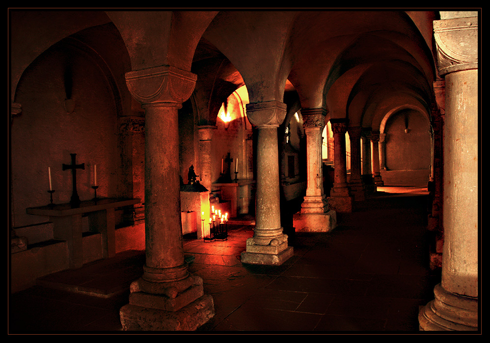 Freisinger Dom - Krypta Foto & Bild | architektur, sakralbauten, innenansichten kirchen Bilder ...