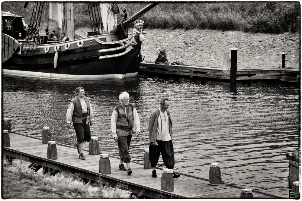 Freitag ist Fischtag Foto & Bild | streetfotografie mit menschen, projekte, kommunikation ...