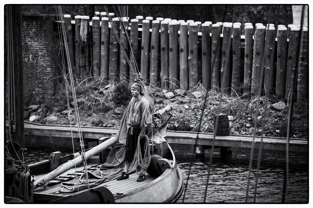 Freitag ist Fischtag Foto & Bild | stillleben, streetfotografie mit menschen, fotokunst Bilder ...