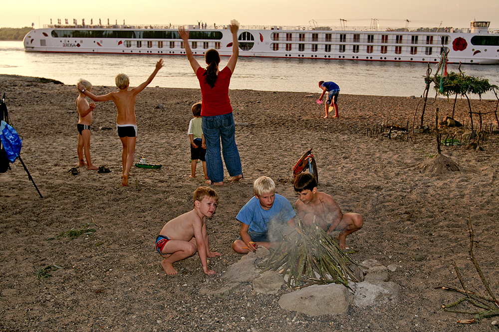 Freizeit Foto & Bild | streetfotografie mit menschen, strand, rhein ...