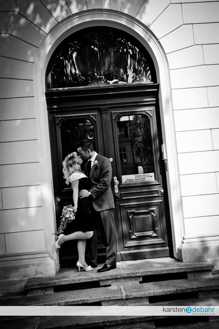 Frisch verheiratet! Foto & Bild | hochzeit, portrait, sw Bilder auf fotocommunity