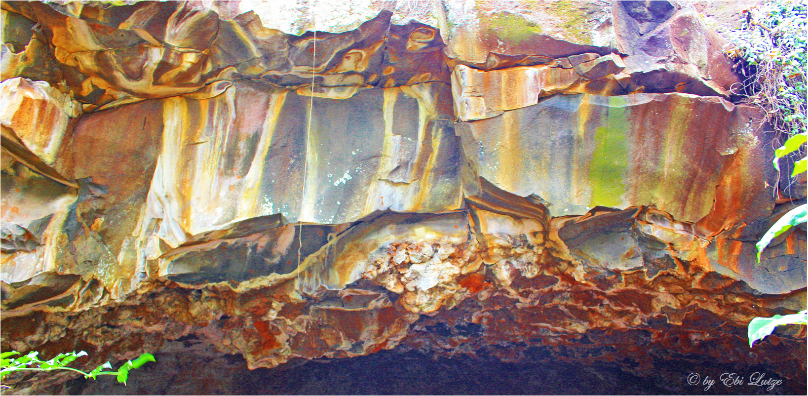 * from Lava to Basalt / Undara Lava Tubes * Foto & Bild | australia ...
