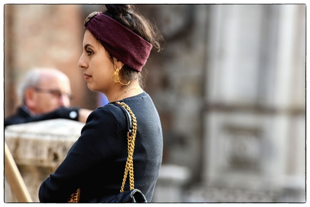 front woman Foto & Bild | portrait, streetfotografie mit menschen, portrait frauen Bilder auf ...