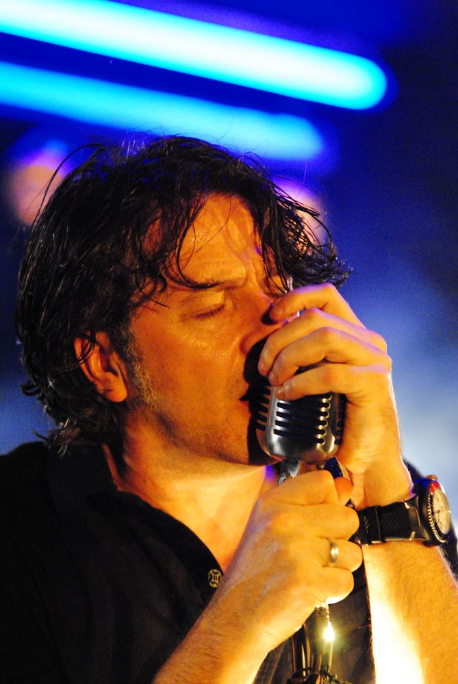 Frontman der Dead Guitarrs Foto & Bild | kunstfotografie & kultur ...