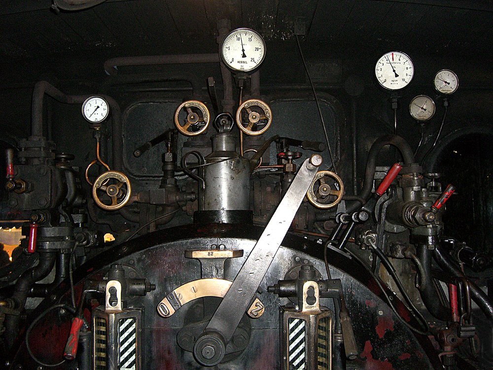 Führerhaus einer alten Dampflok T3 ... Foto & Bild | dampf-, diesel ...