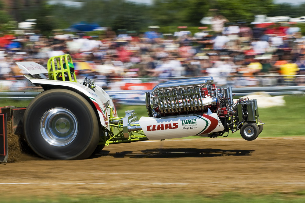 Full Pull Foto & Bild | sport, motorsport, tractorpulling Bilder auf ...