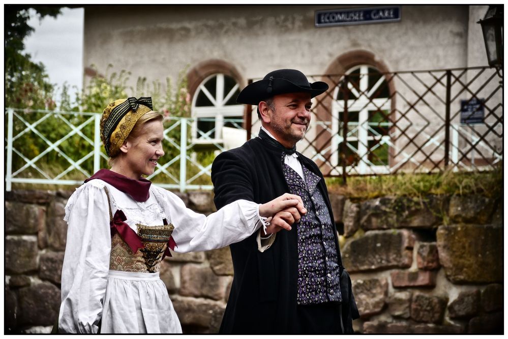 Galant photo et image | people, street, frankreich Images fotocommunity
