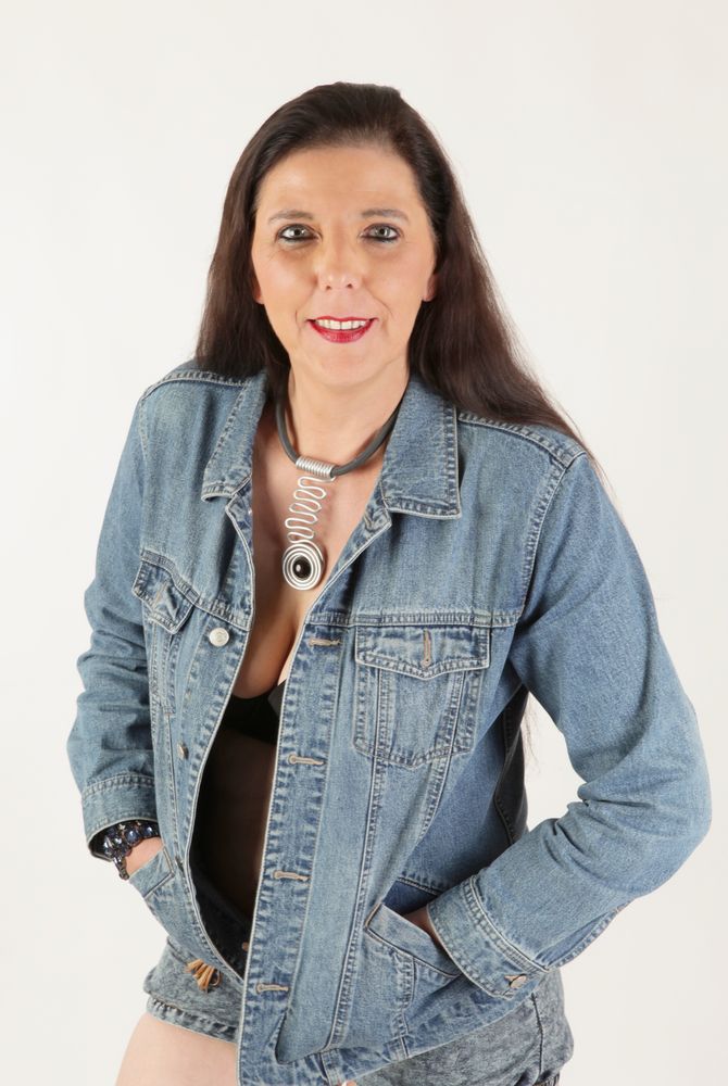 Ganz brav Foto & Bild | studio, woman, portrait Bilder auf fotocommunity