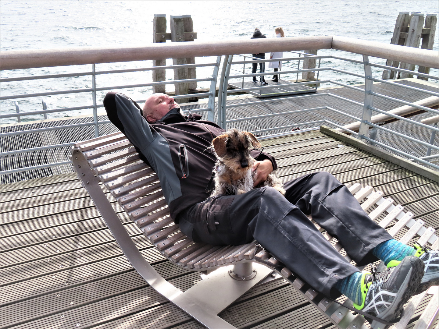 Ganz entspannt hier.... Foto & Bild | fotos, hunde, ostsee Bilder auf ...