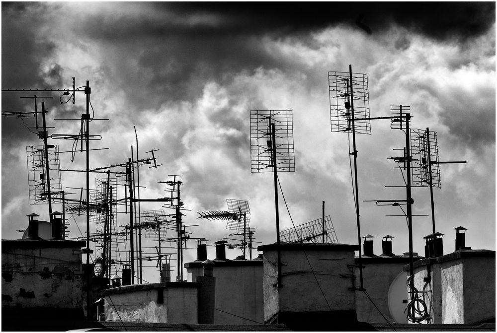 ganz modern ;-)) Foto & Bild | monochrom, bearbeitungs - techniken, antennenwald Bilder auf ...