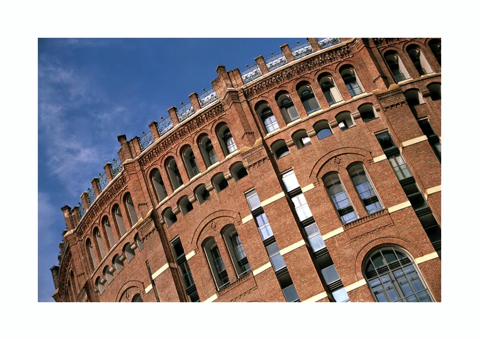 Gasometer IIc Foto & Bild | europe, Österreich, wien Bilder auf ...