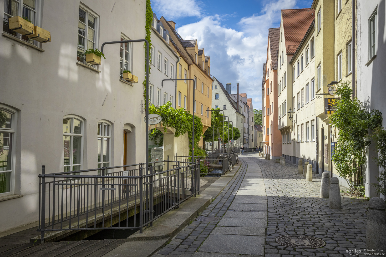 Gasse in der Altstadt Foto & Bild | deutschland, europe, bayern Bilder ...