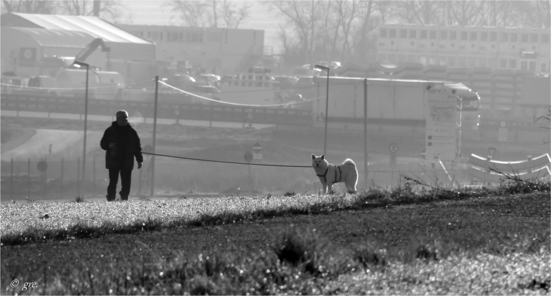Gassi gehen...... Foto & Bild | veränderung, gre., landschaftsverbrauch Bilder auf fotocommunity