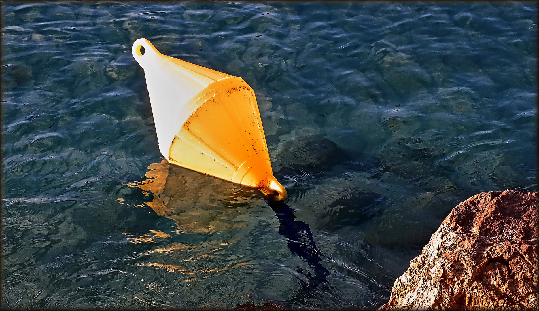 Gelbe Boje ... Foto & Bild | europe, balearic islands, spain Bilder auf ...