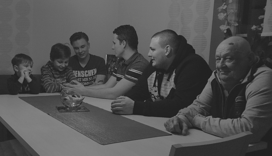 Generationen im Bild Foto & Bild | jugend, people, indoor Bilder auf ...