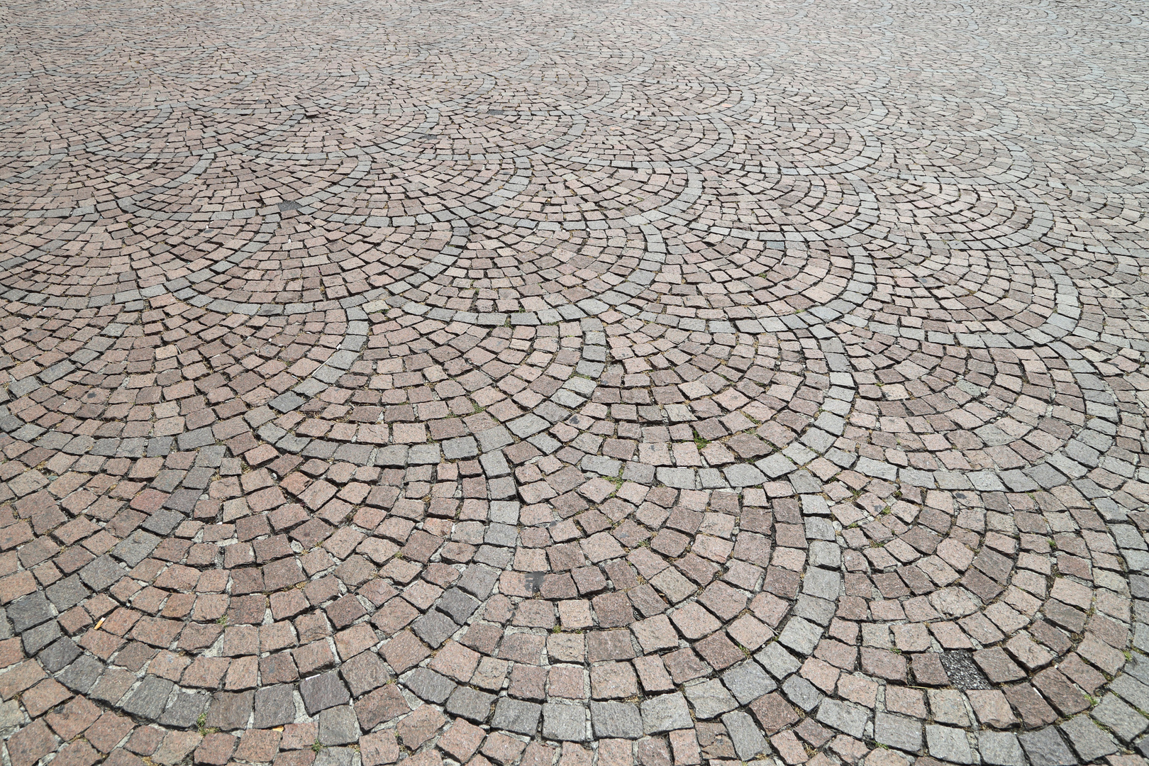 gepflastert 3 Foto & Bild | architektur, stadtlandschaft, straße Bilder ...